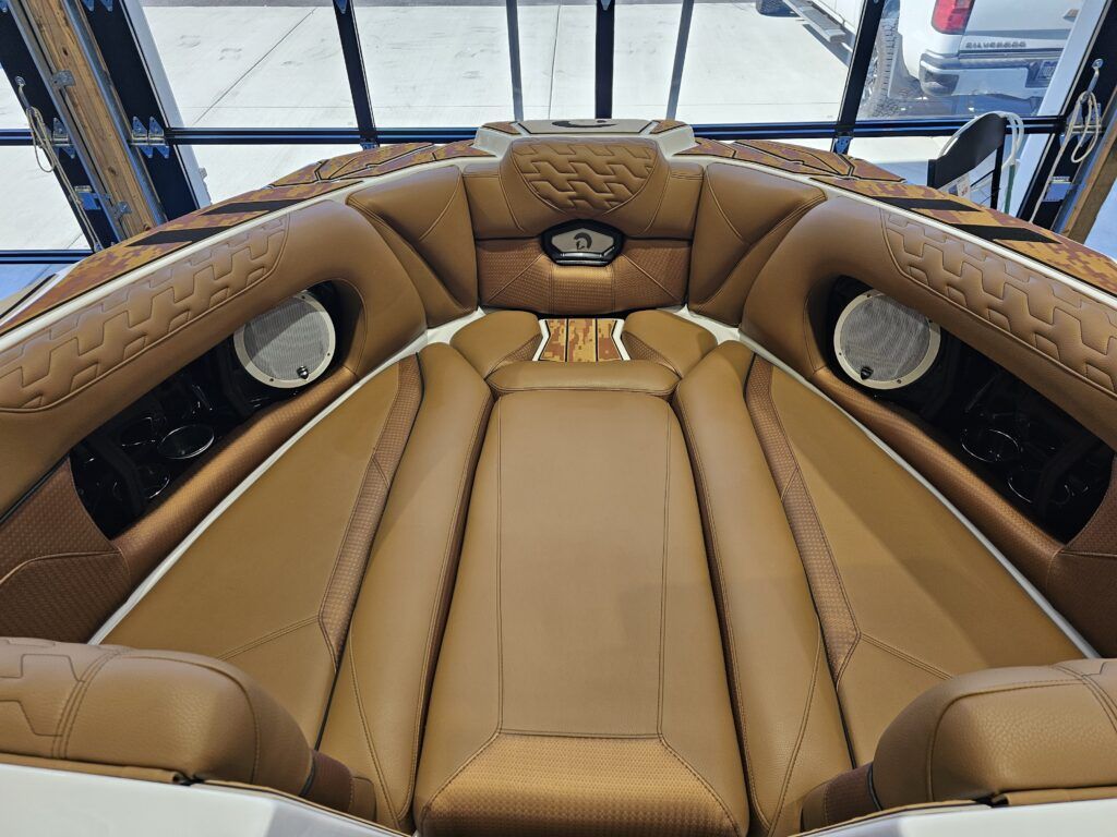 Centurion Boats are #1 for the World’s Best Wakes and Waves!